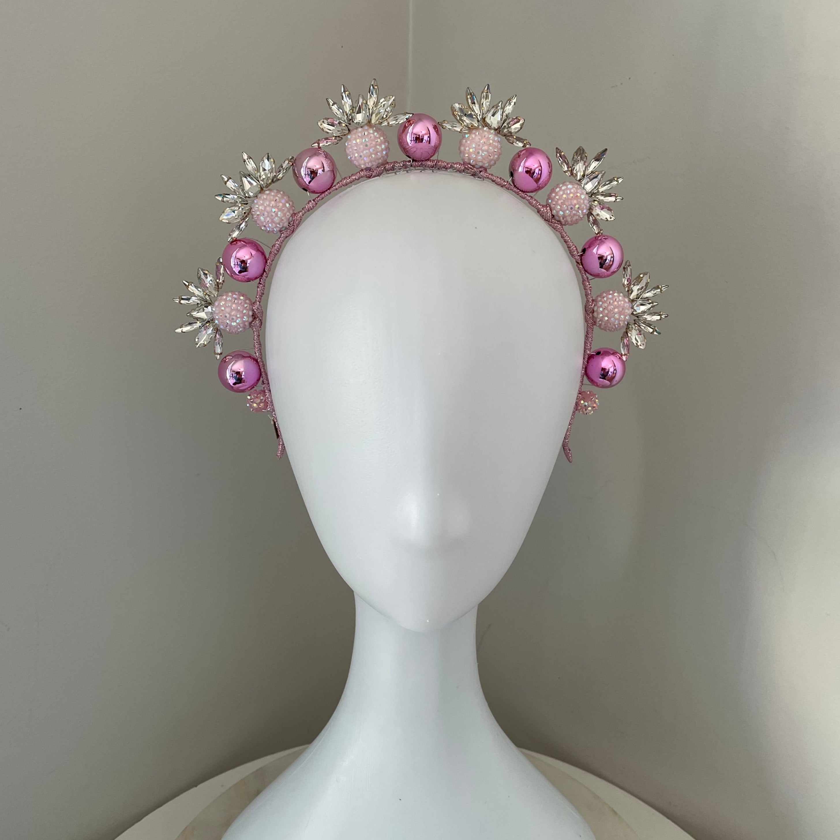 Summer crown – Lisa Nash Millinery